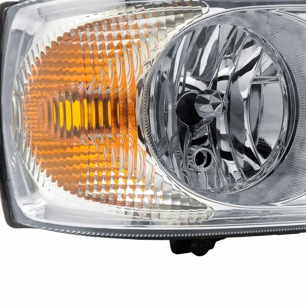 Farol Principal Daf Xf Cf L/E 1743684 / 1641742 é na Trucão Auto Peças ...
